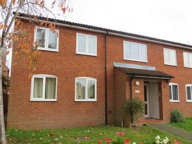 1 bedroom flat for sale in Burleigh Road St Albans AL1