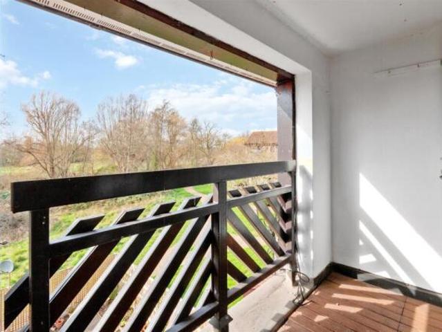 1 bedroom flat for sale in Buttermere Close, Morden, SM4