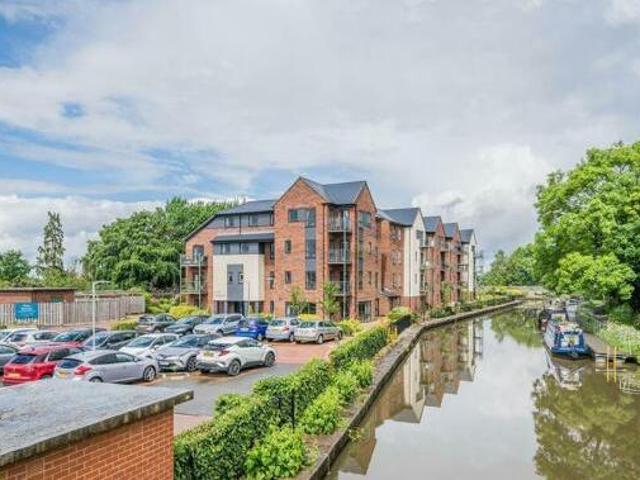 1 Bedroom Flat For Sale In Buxton Road