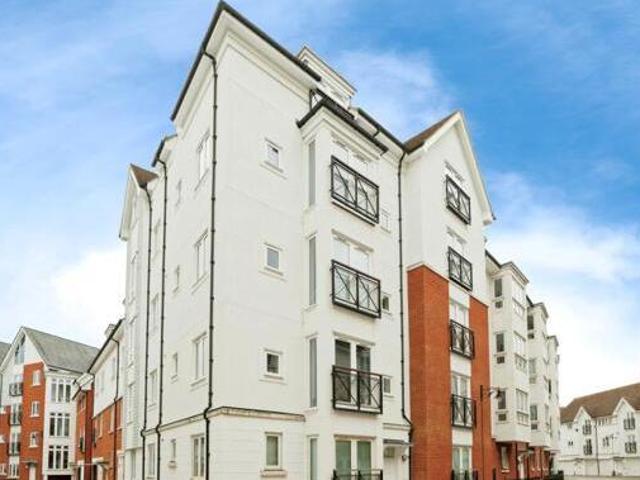 1 Bedroom Flat For Sale In Canterbury, Kent