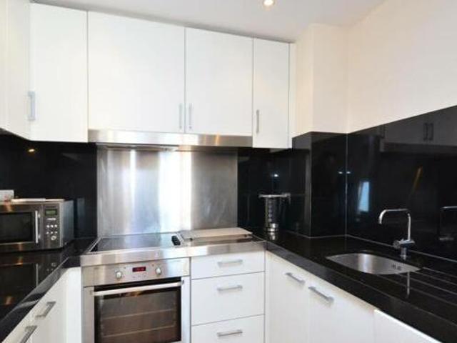 1 Bedroom Flat For Sale In Canary Wharf, London