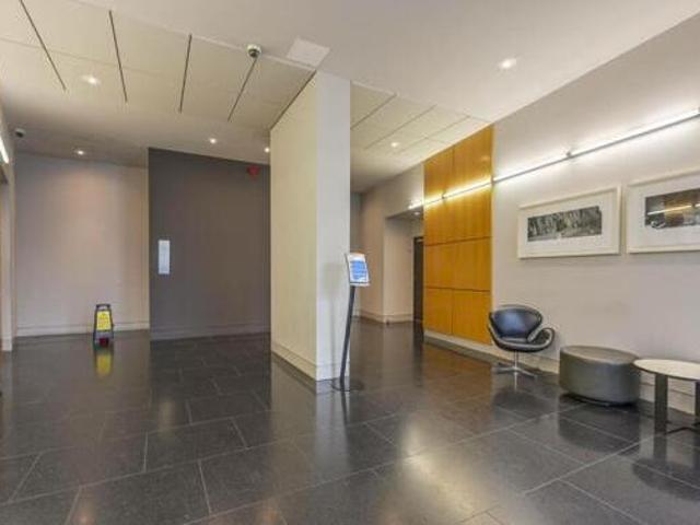 1 Bedroom Flat For Sale In Canary Wharf, London