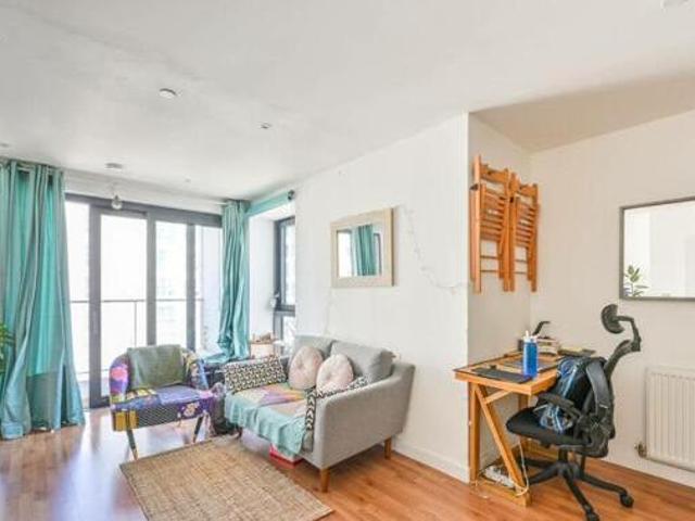 1 Bedroom Flat For Sale In Canary Wharf, London