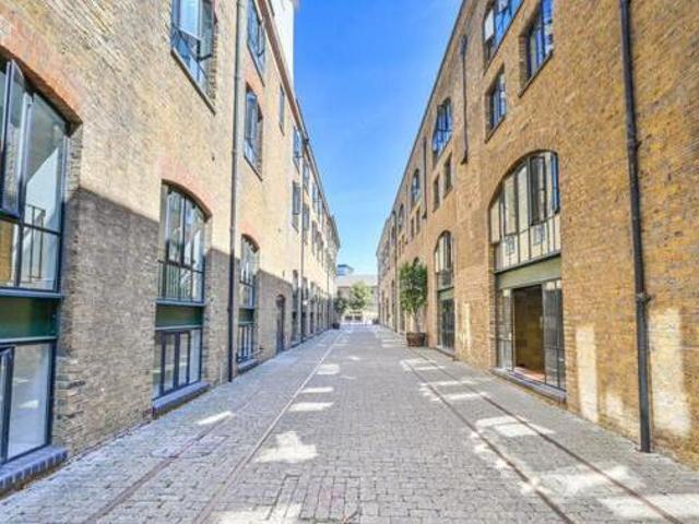 1 Bedroom Flat For Sale In Canary Wharf, London