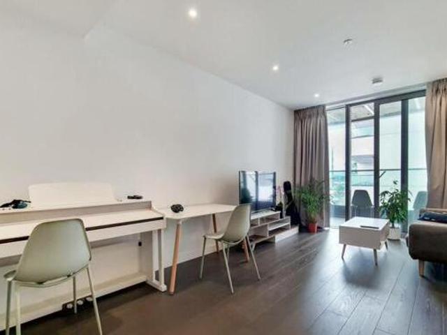 1 Bedroom Flat For Sale In Canary Wharf, London