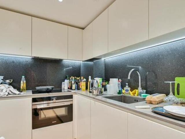 1 Bedroom Flat For Sale In Canary Wharf, London