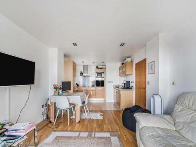 1 Bedroom Flat For Sale In Canary Wharf, London