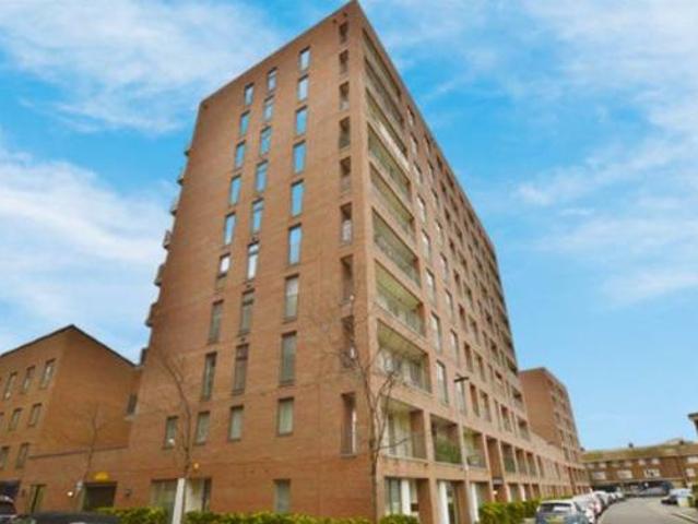 1 Bedroom Flat For Sale In Canning Town