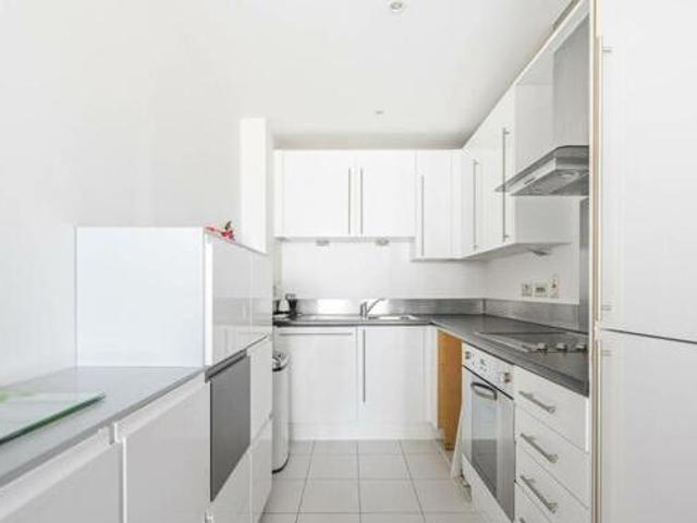 1 Bedroom Flat For Sale In Canning Town, London