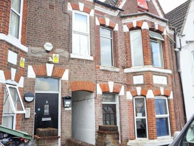 1 bedroom flat for sale in Cardiff Grove, Luton, LU1