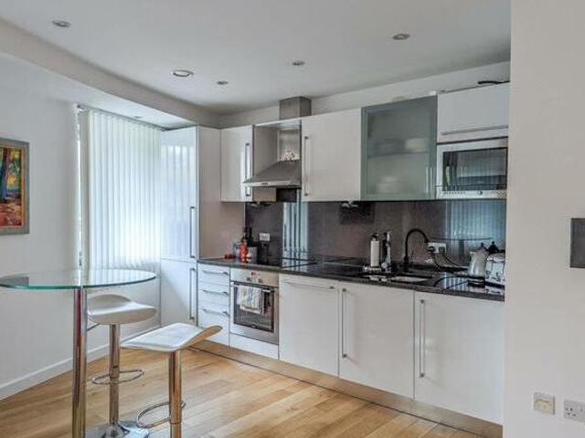1 Bedroom Flat For Sale In Central Croydon, Croydon