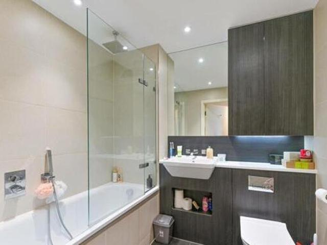 1 Bedroom Flat For Sale In Central Croydon, Croydon
