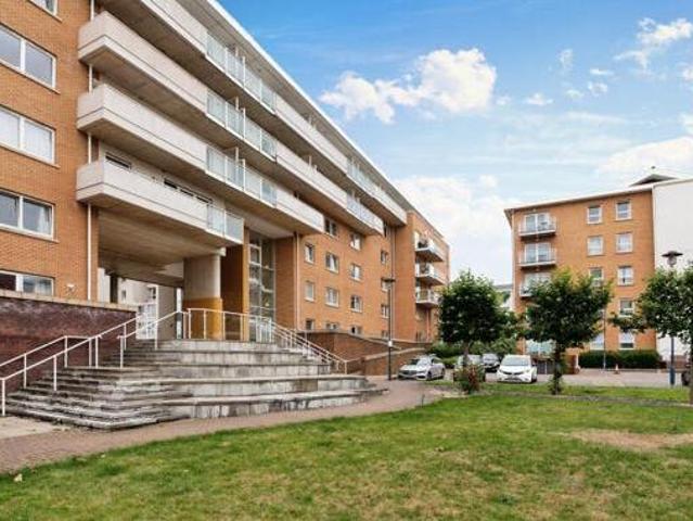 1 Bedroom Flat For Sale In Century Wharf, Cardiff Bay