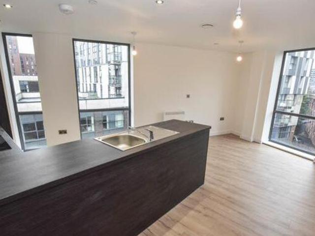 1 Bedroom Flat For Sale In Chapel Street, Manchester