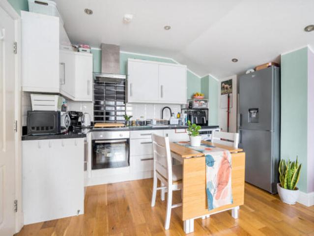 1 bedroom flat for sale in Chapel Road, Worthing, West Sussex, BN11