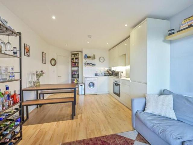 1 bedroom flat for sale in Chapter Way, Colliers Wood, London, SW19