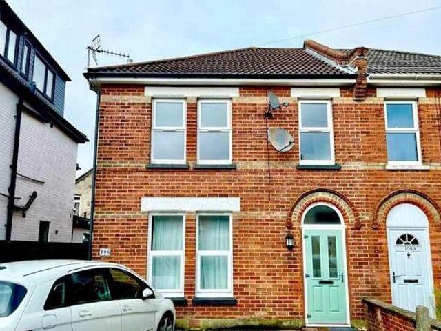 1 Bedroom Flat For Sale In Charminster
