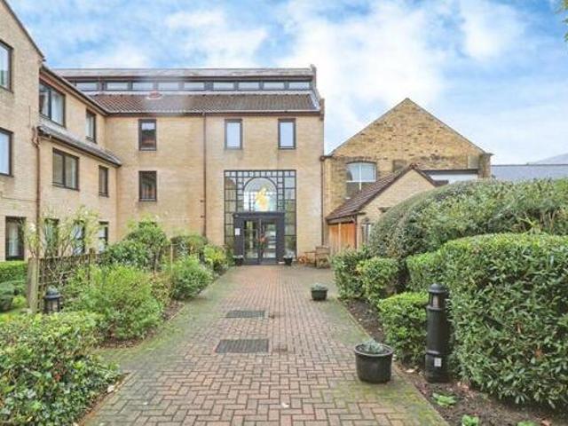 1 Bedroom Flat For Sale In Chelmsford