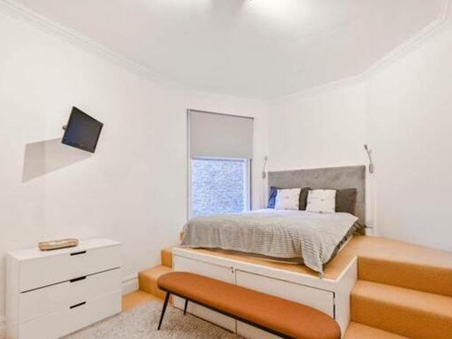 1 Bedroom Flat For Sale In Chelsea, London