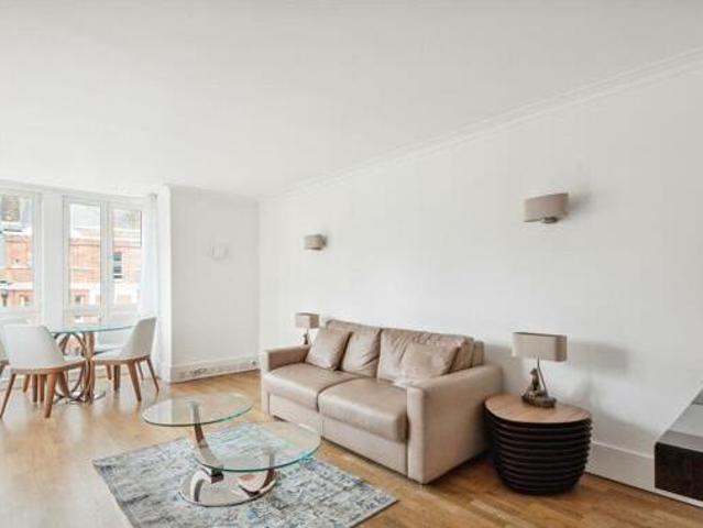 1 Bedroom Flat For Sale In Chelsea, London