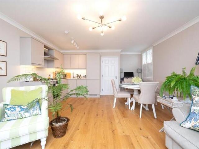 1 bedroom flat for sale in Chequer Street, St. Albans, Hertfordshire, AL1