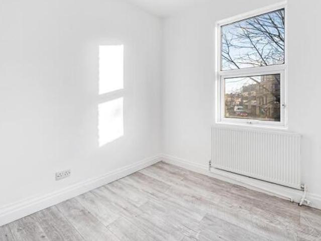 1 bedroom flat for sale in Chesham Terrace, Ealing, London, W13 9HX, W13