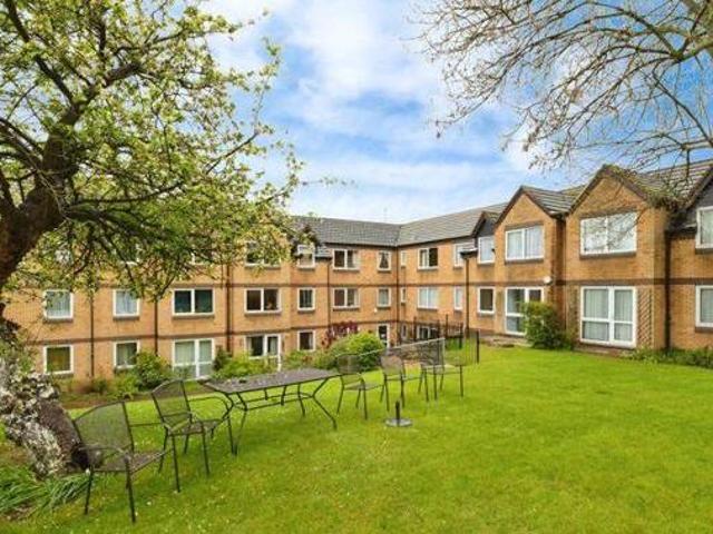 1 Bedroom Flat For Sale In Chingford