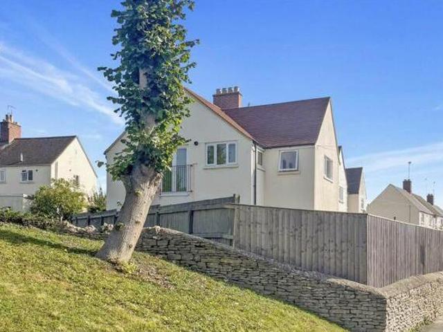 1 Bedroom Flat For Sale In Cirencester, Gloucestershire
