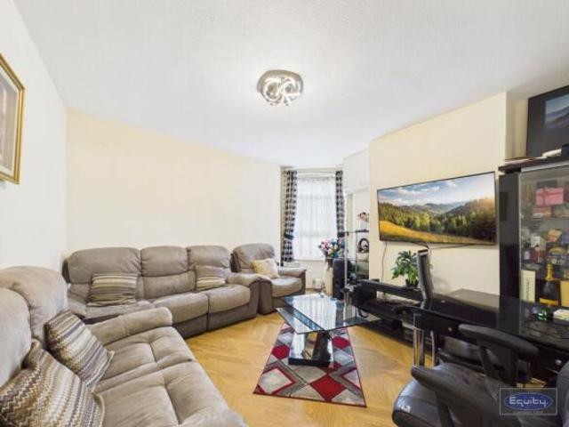 1 bedroom flat for sale in Comber Grove, Cameron House Comber Grove, SE5