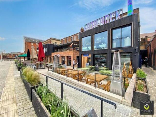 1 bedroom flat for sale in Commercial Road, Gloucester Docks, GL1
