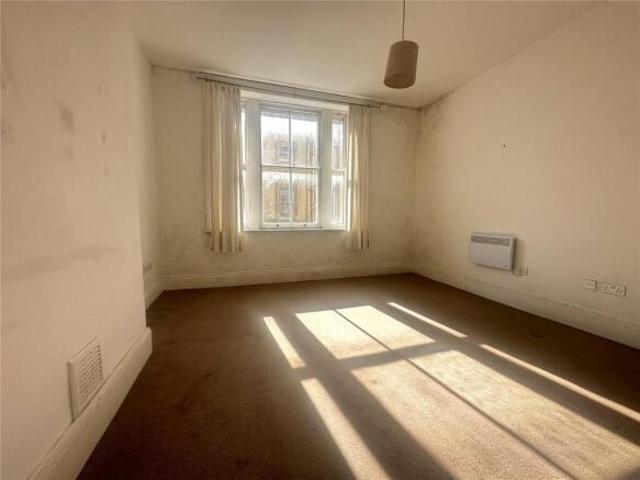 1 bedroom flat for sale in Commercial Road, Gloucester, Gloucestershire, GL1