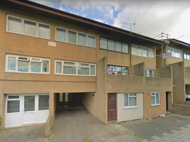 1 Bedroom Flat For Sale In Conniburrow
