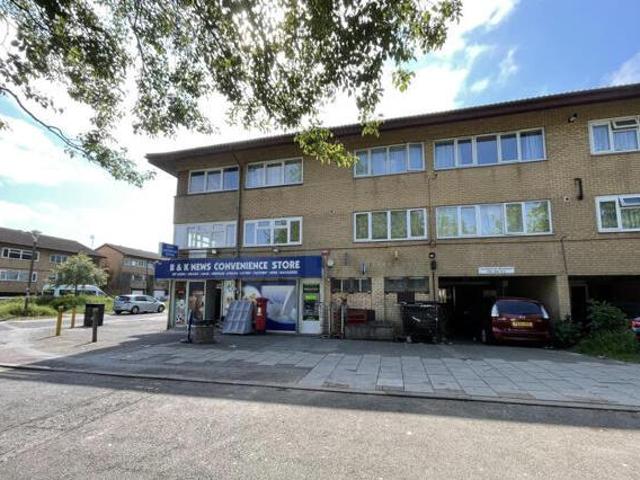 1 Bedroom Flat For Sale In Conniburrow, Milton Keynes