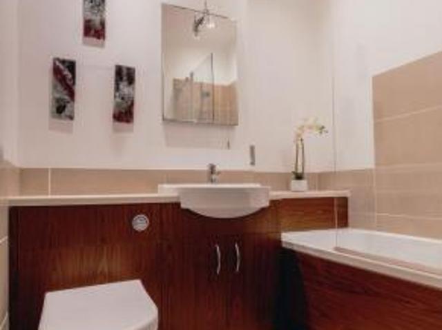 1 bedroom flat for sale in Coates Gardens, Edinburgh, EH12