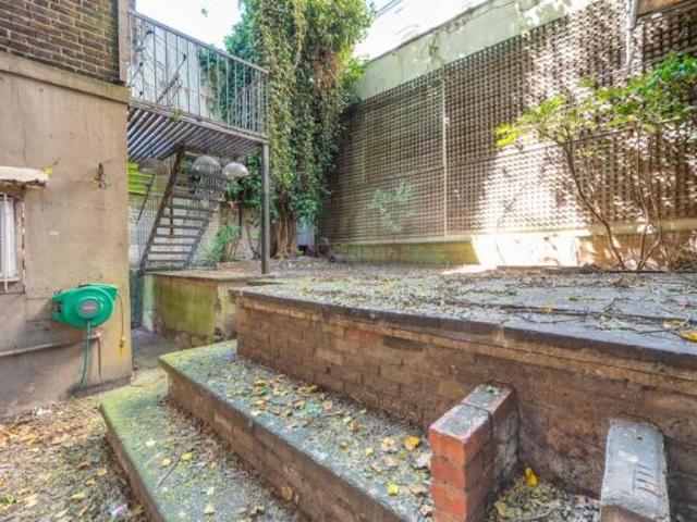 1 bedroom flat for sale in Coldharbour Lane, Brixton, London, SW9