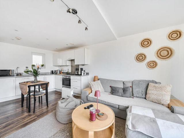 1 bedroom flat for sale in College Street, Southampton, Hampshire, SO14