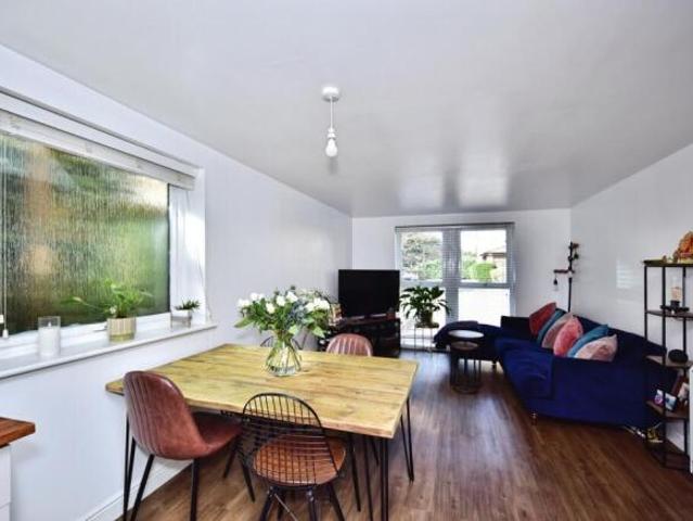 1 bedroom flat for sale in Coral Park, Maidstone, Kent, ME14
