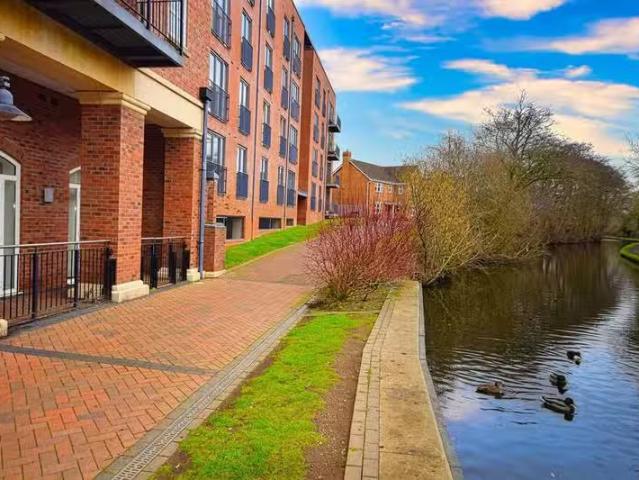 1 bedroom flat for sale in Cornwood House, partens Heath, B90