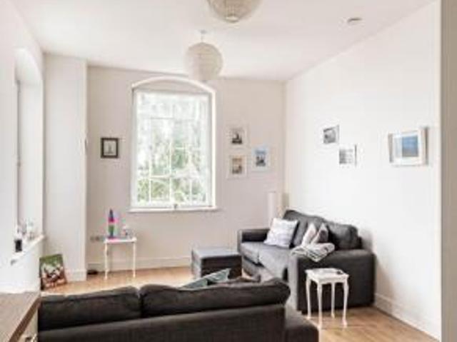 1 bedroom flat for sale in Court Street, Faversham, ME13