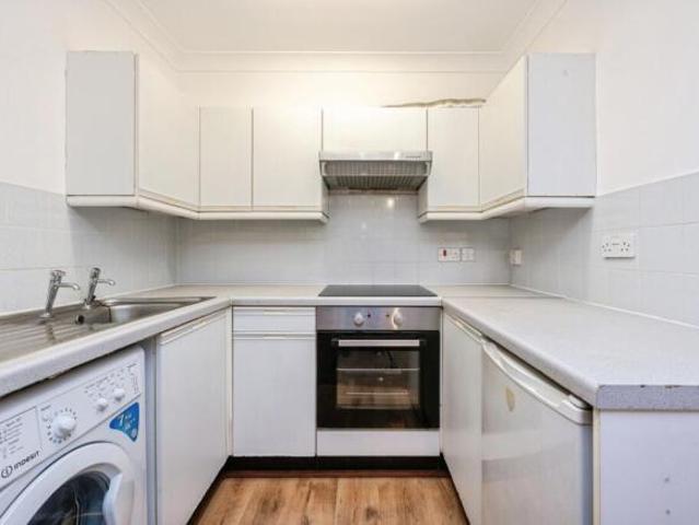 1 bedroom flat for sale in Clapham Road, Bedford, Bedfordshire, MK41