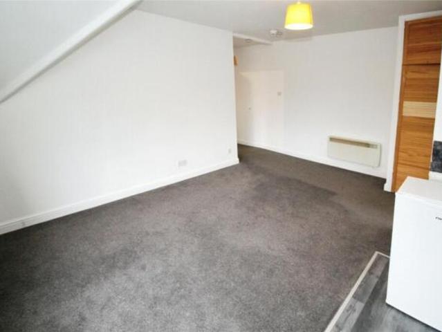 1 bedroom flat for sale in Clapham Road, Bedford, Bedfordshire, MK41