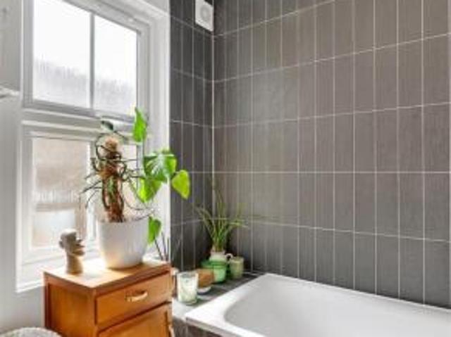 1 bedroom flat for sale in Clapham Road, Bedford, MK41