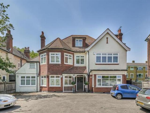 1 bedroom flat for sale in Clarence Avenue, SW4