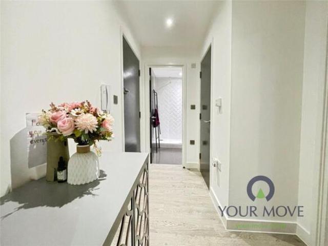 1 bedroom flat for sale in Clarendon Road, Watford, Hertfordshire, WD17