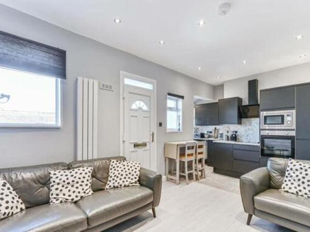 1 Bedroom Flat For Sale In Croydon