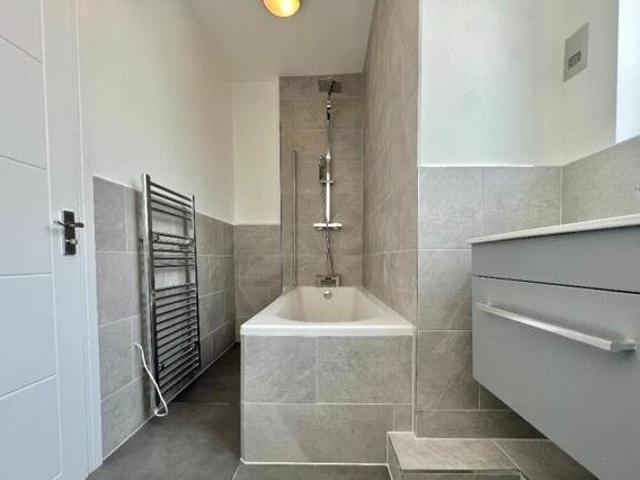 1 Bedroom Flat For Sale In Croydon