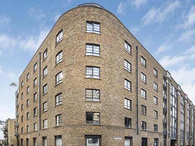 1 Bedroom Flat For Sale In Curlew Street, London