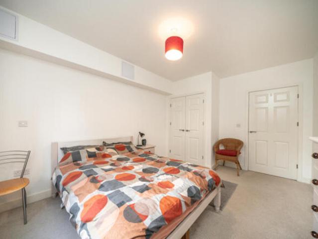 1 bedroom flat for sale in De Montfort Place, Bedford, MK40