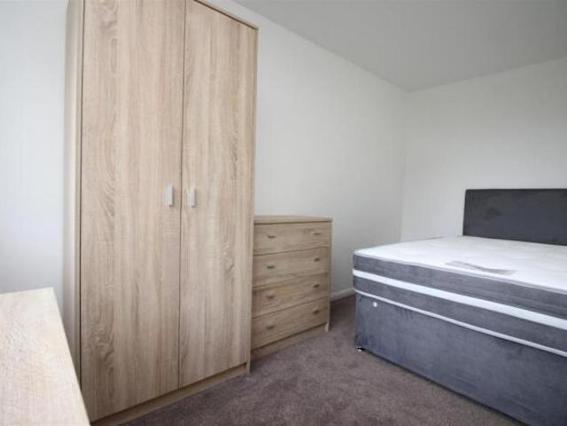 1 bedroom flat for sale in Dean Court, Broad Street, Canterbury, Kent, CT1