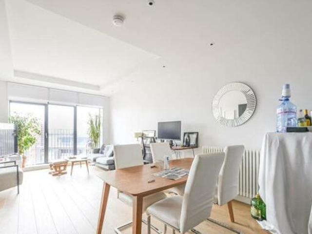 1 Bedroom Flat For Sale In Docklands, London
